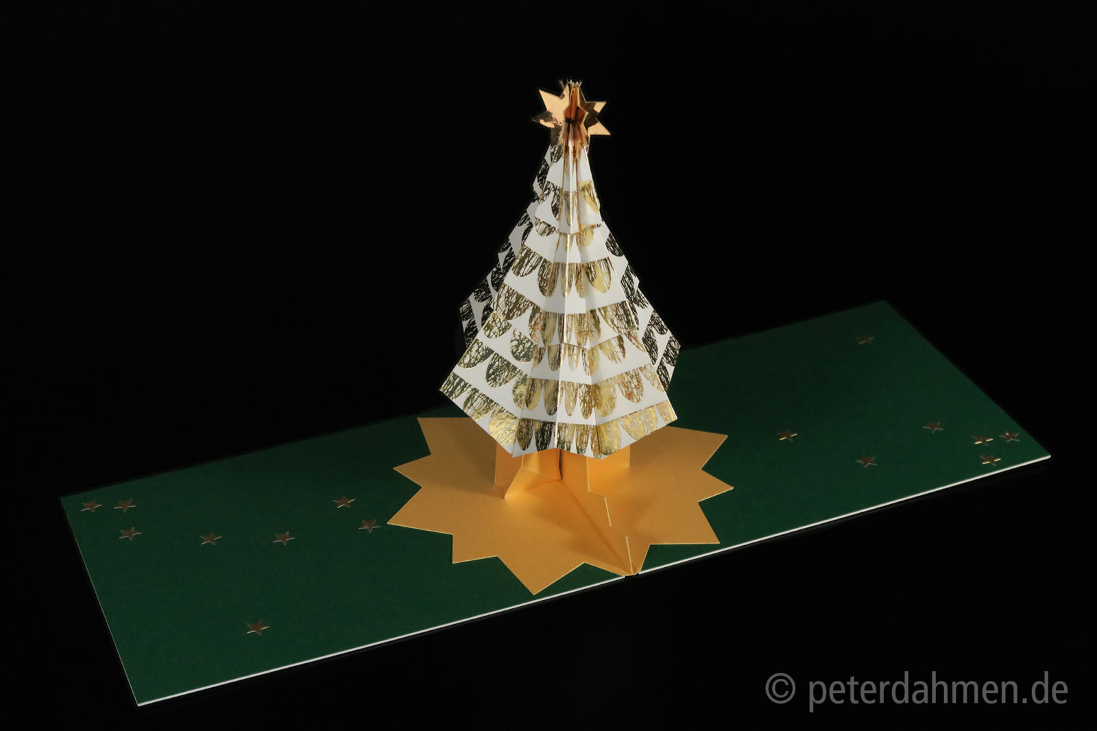 Christmas Tree – Peter Dahmen