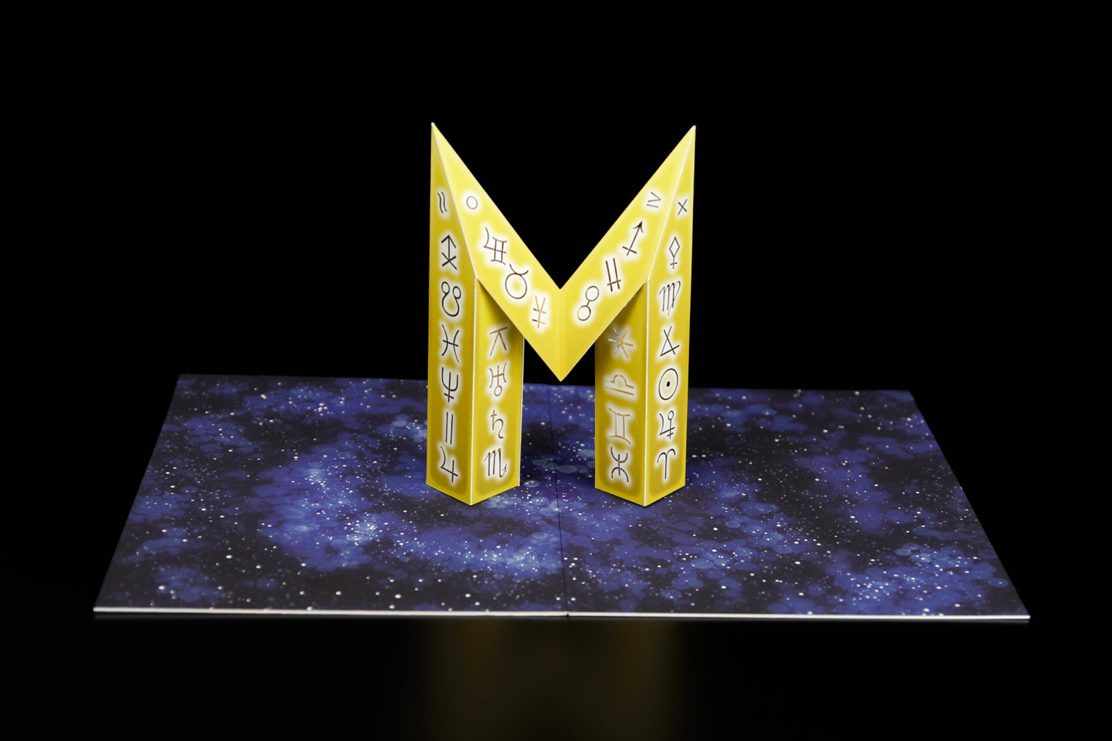 Pop-Up Letters – Peter Dahmen